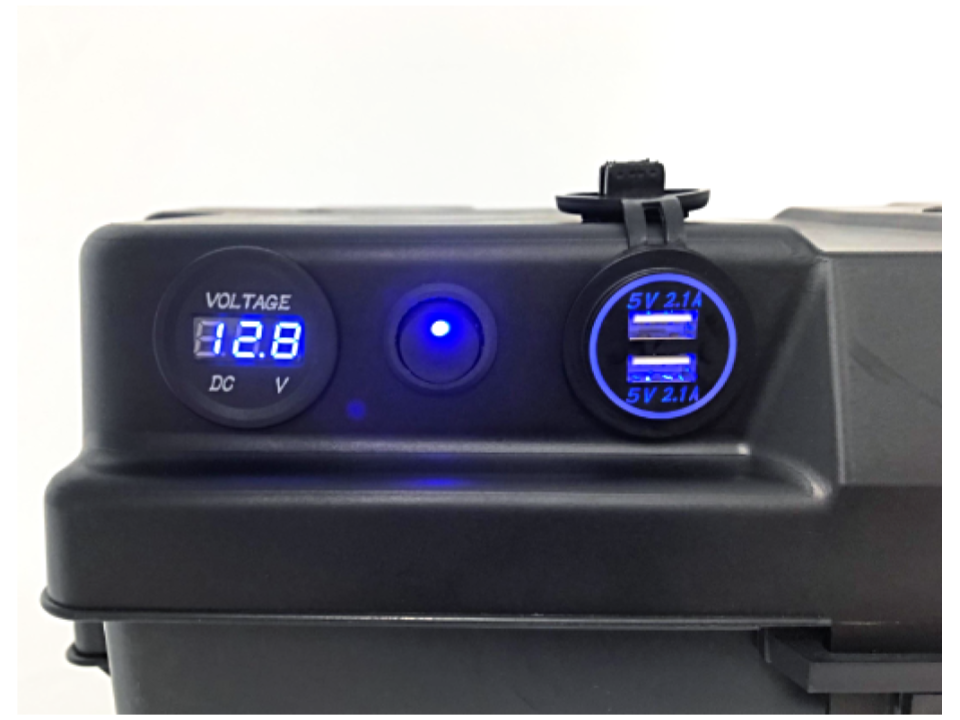 LIGHTNING Auxiliary Power Battery Box - Fits up to 120AH AGM Battery s ...
